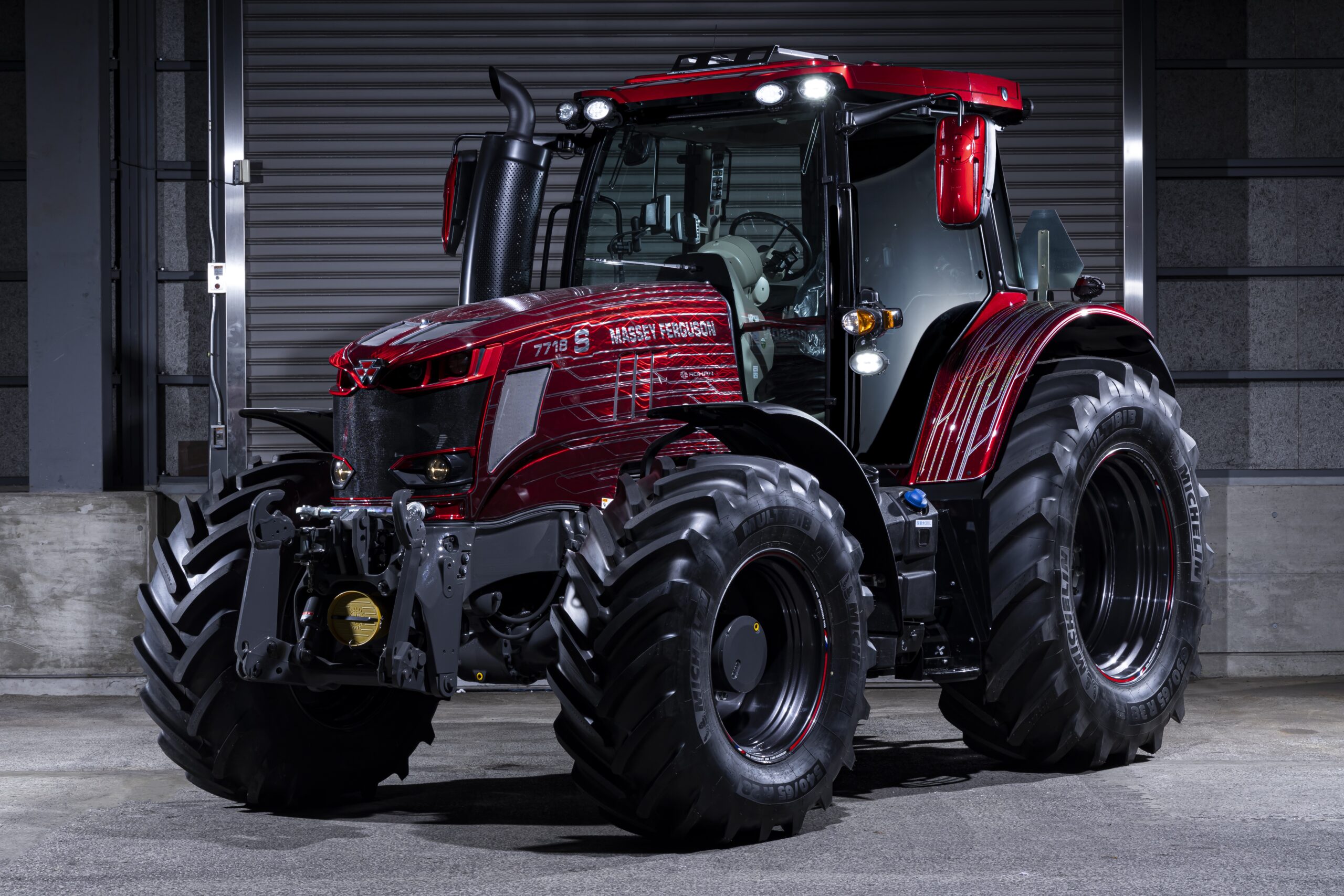 Japanse importeur van Massey Ferguson viert 50-jarig bestaan met een ...
