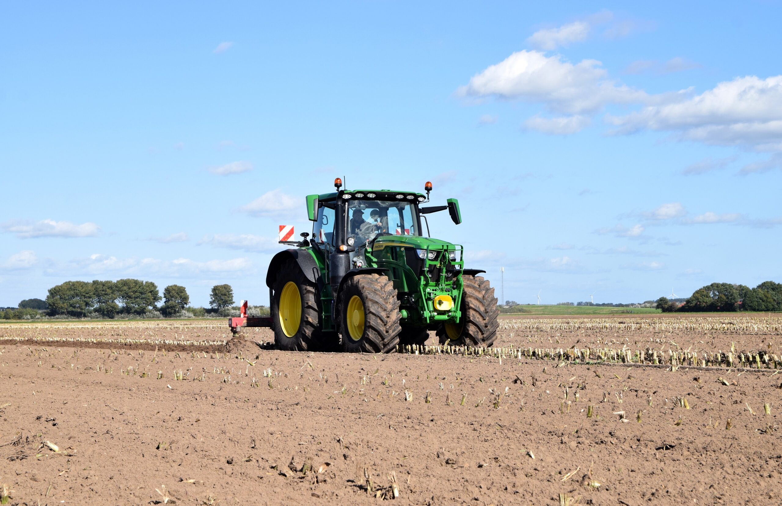 VIDEO: John Deere 6R185 Autopower Command Pro | LandbouwMechanisatie