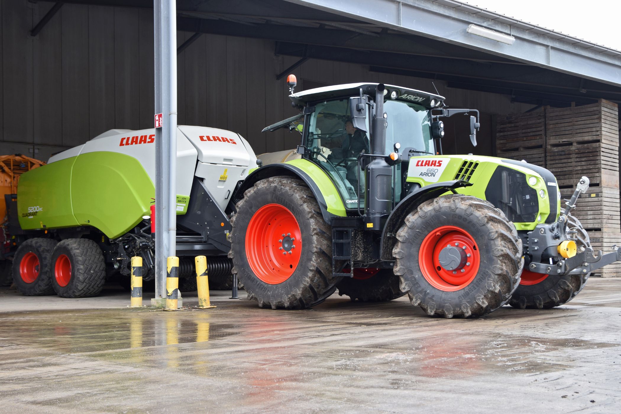 Claas Arion 660 Cmatic CIS+ - SinterClaas | LandbouwMechanisatie