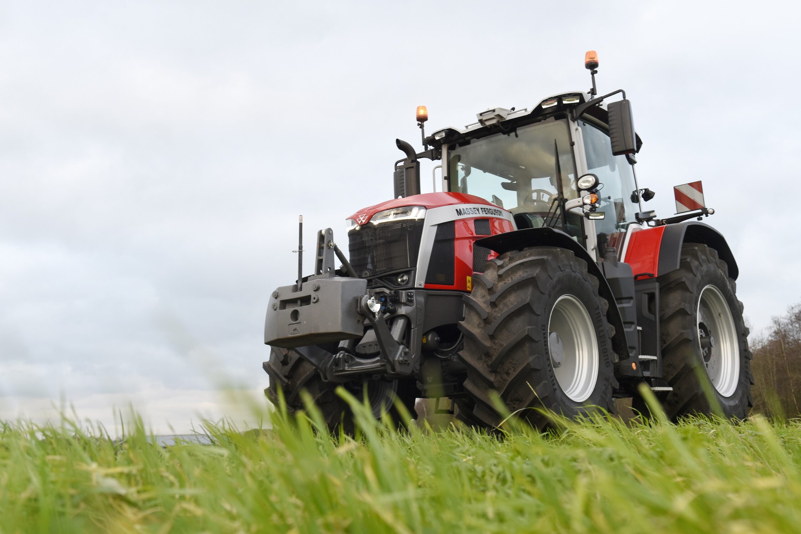 Massey Ferguson 8S.265 Dyna-7 Exclusive - Panorama | LandbouwMechanisatie