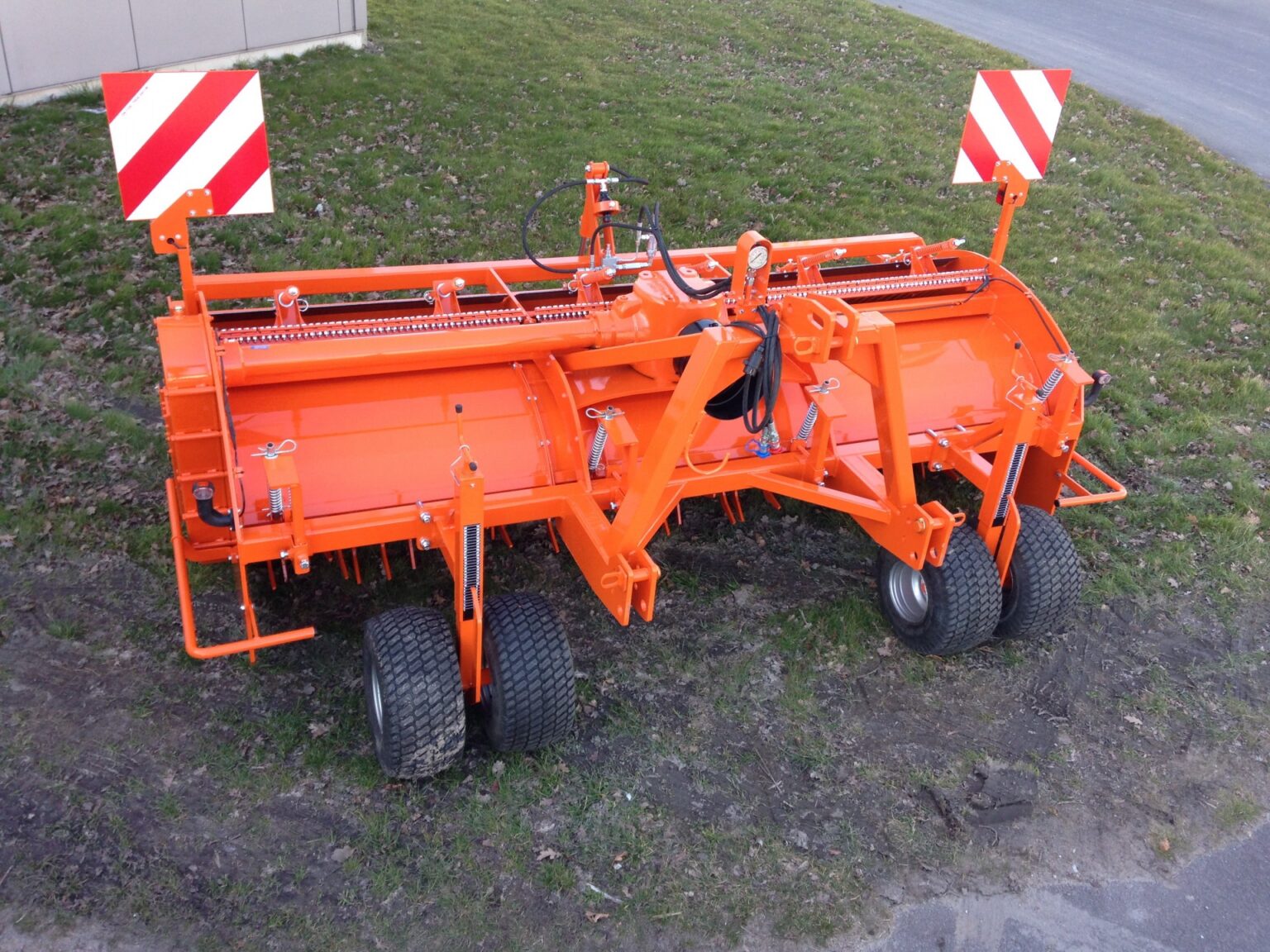 Overtopfrees van Struik ‘zeeft’ grond | LandbouwMechanisatie