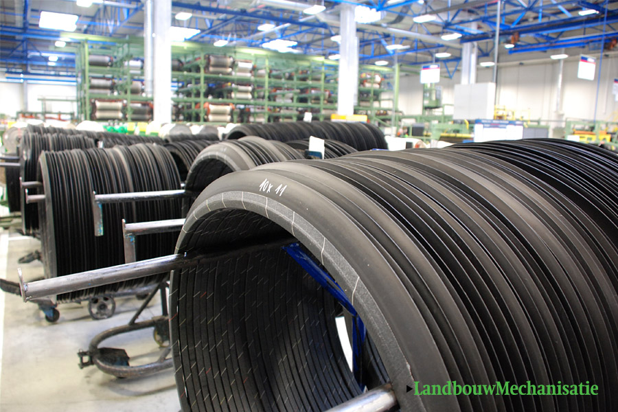 Nieuwe Mitas-fabriek | LandbouwMechanisatie