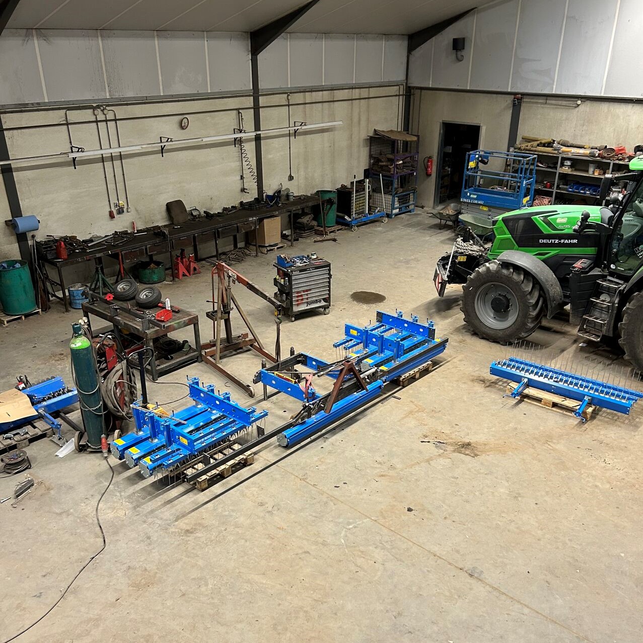 Hofmeijer koppelt drie GKB Combitools aan elkaar | Tuin en Park Techniek