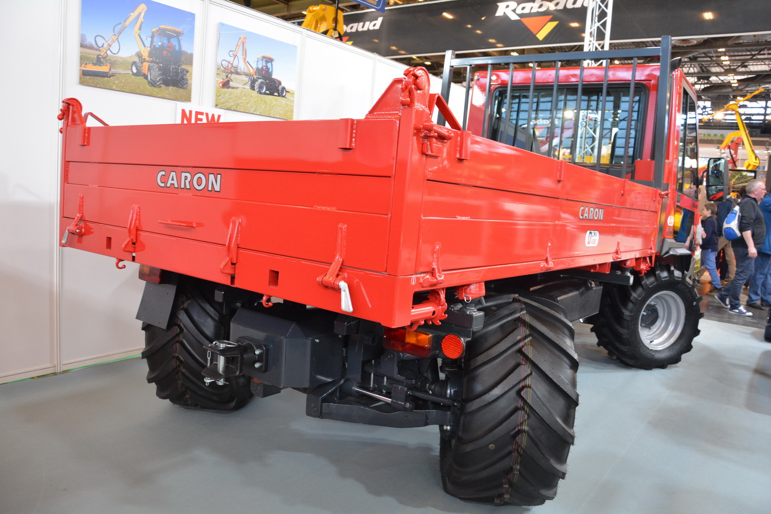 Sima 2019: Nieuwe Caron transporter | Tuin en Park Techniek