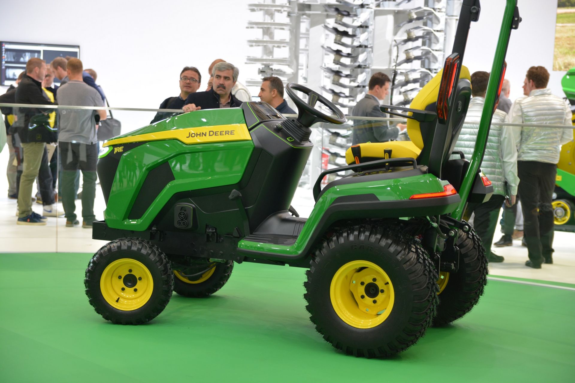 Agritechnica 2019: elektrische concepttrekker van John Deere | Tuin en ...