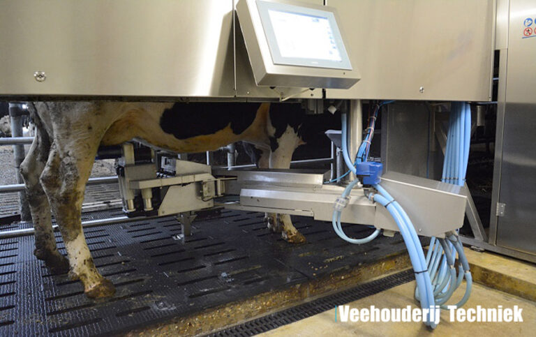Fullwood introduceert Merlin M2 melkrobot | Veehouderij Techniek