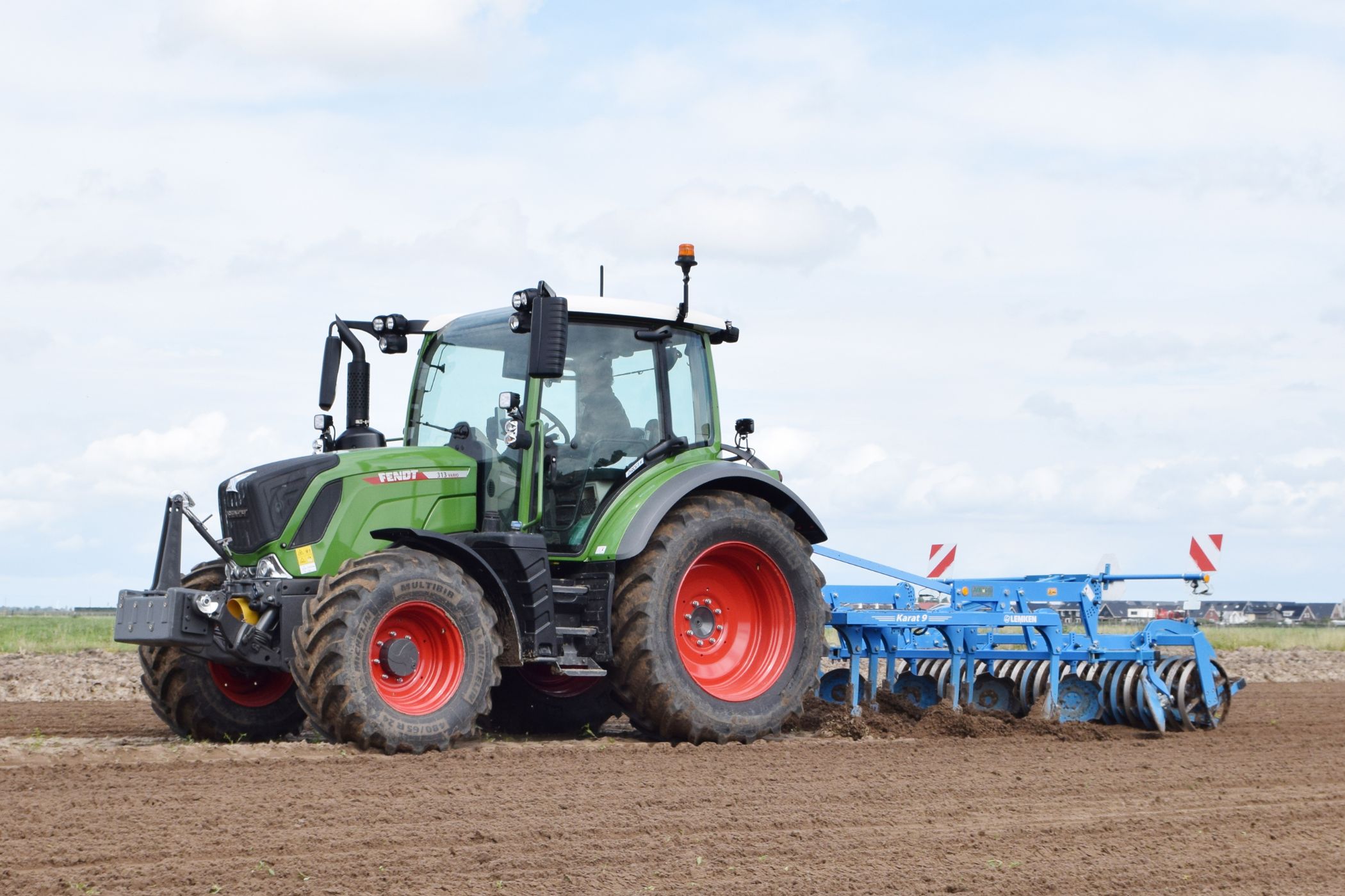 Minder trekkers verkocht in Duitsland - Fendt met grootste marktaandeel ...